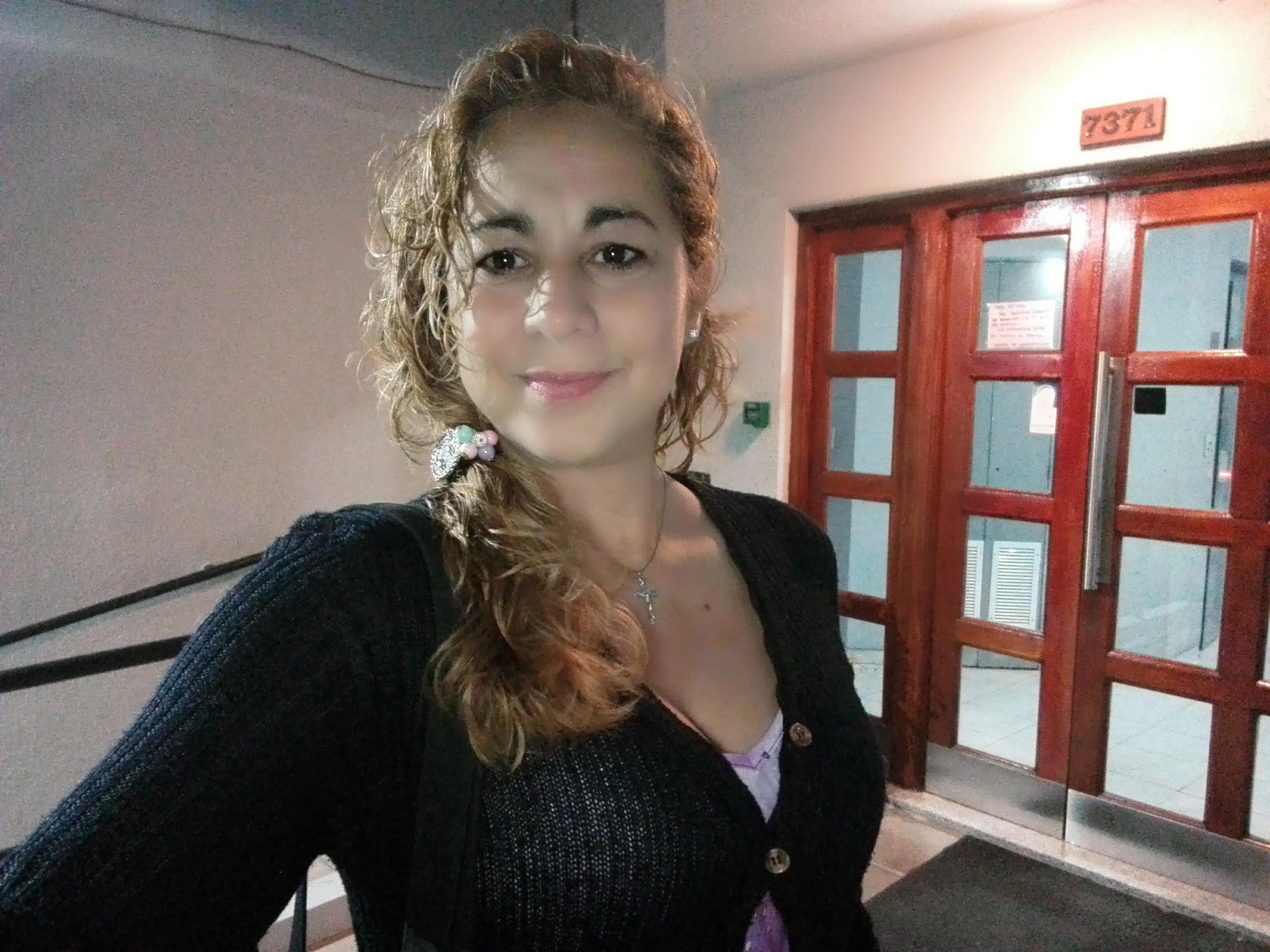 Escritores independientes. Pizarron Una obra de Lorena Veronica Guzman